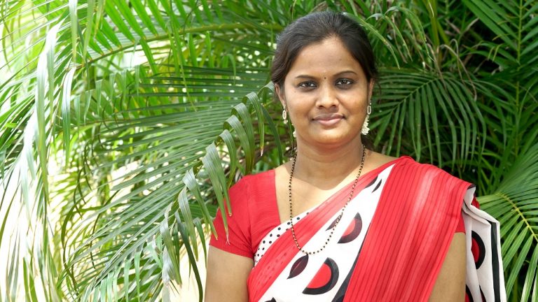 Dr. V. JEYANTHI - SRM Arts and Science College