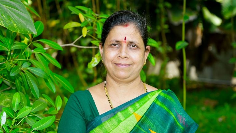 Mrs. S. JAYASREE - SRM Arts and Science College